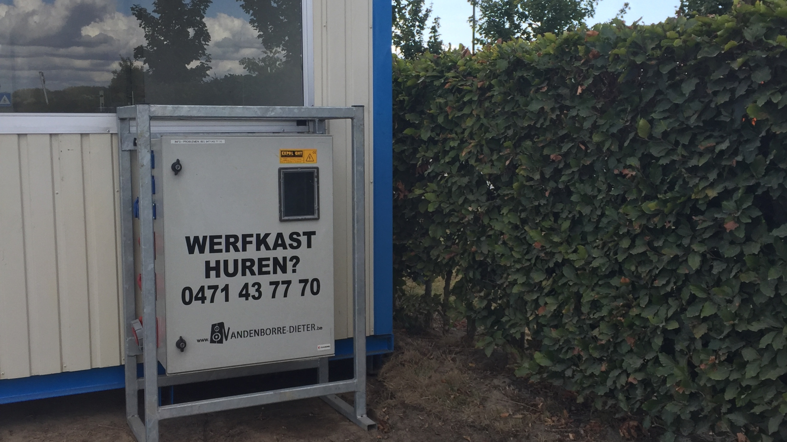Werfkast verhuur regio Kortrijk | Vandenborre Dieter BV